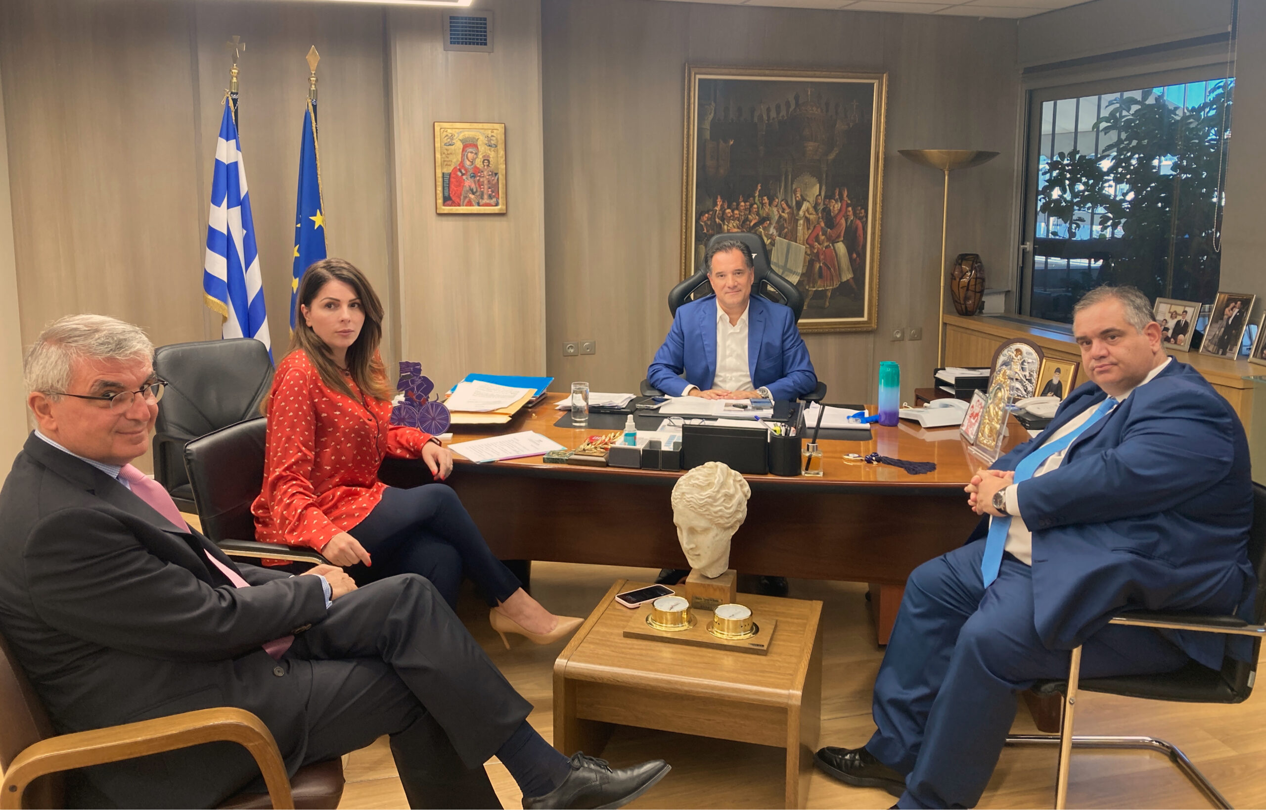 Η Κατερίνα Παπακώστα σε ευρεία σύσκεψη με την ηγεσία του Υπουργείου ...